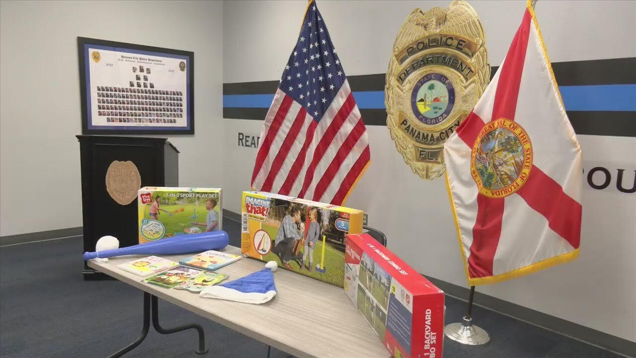Panama City Police collecting toys for those in need - YouTube