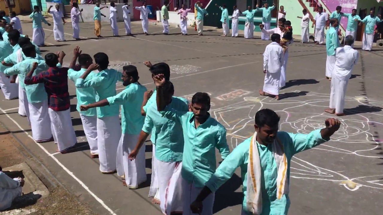 Badaga Dance Manthanai Margazhi Festival 2018 - YouTube