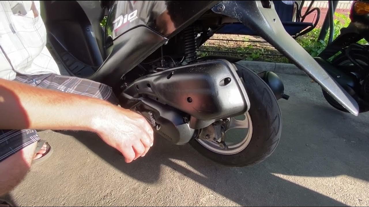 Как почистить воздушный фильтр на скутере + пропитка воздушного фильтра ...