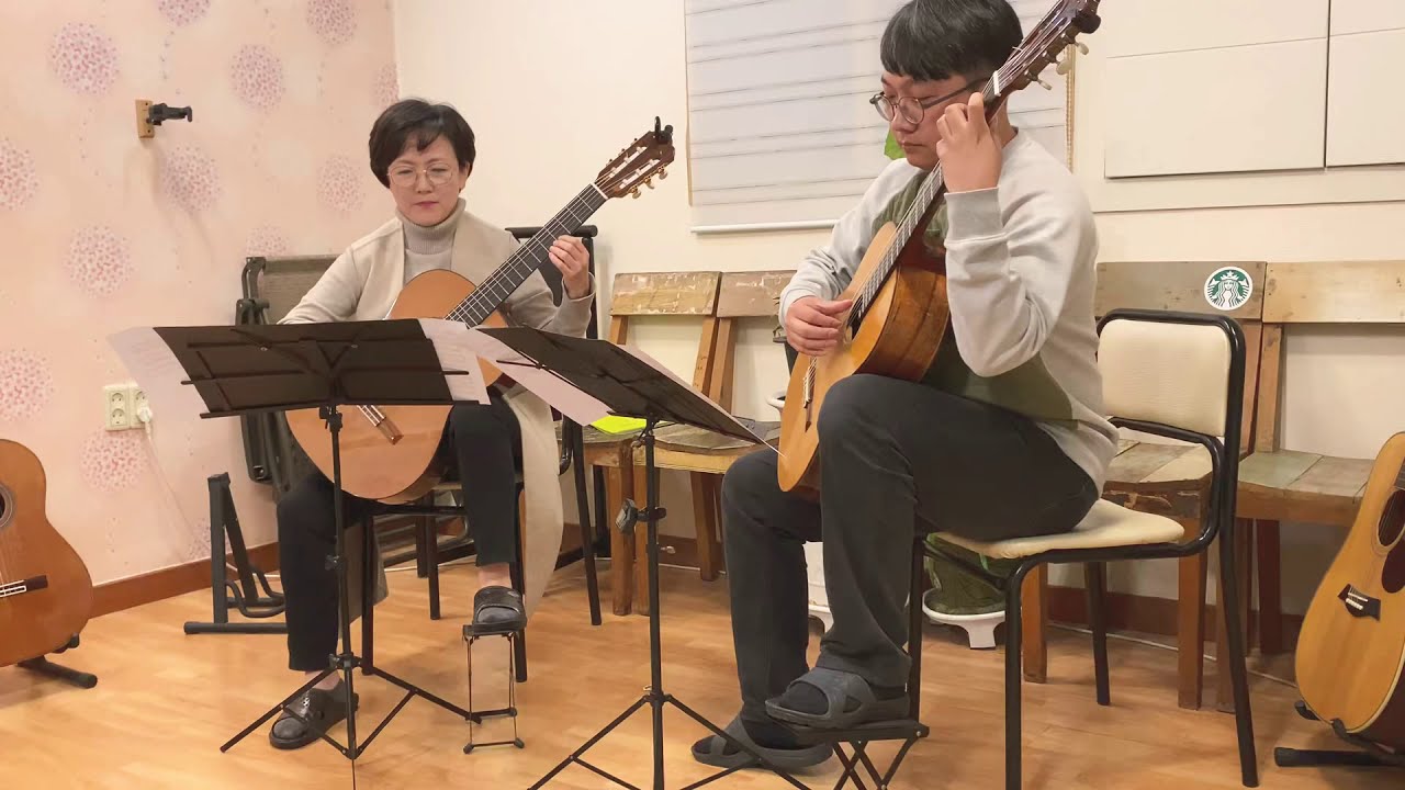 Michael Hoppe- Beloved 민들레기타음악원 - YouTube