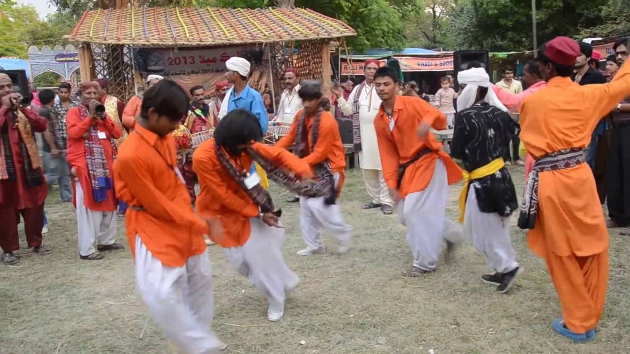 Sindhi Folk Artists Dance Performance | Life Skills TV - YouTube