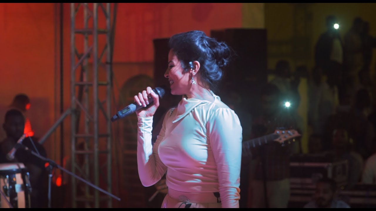 نانسي عجاج ـ يا روحي | حفل نادي الضباط | Nancy Ajaj - Ya Rohi - YouTube