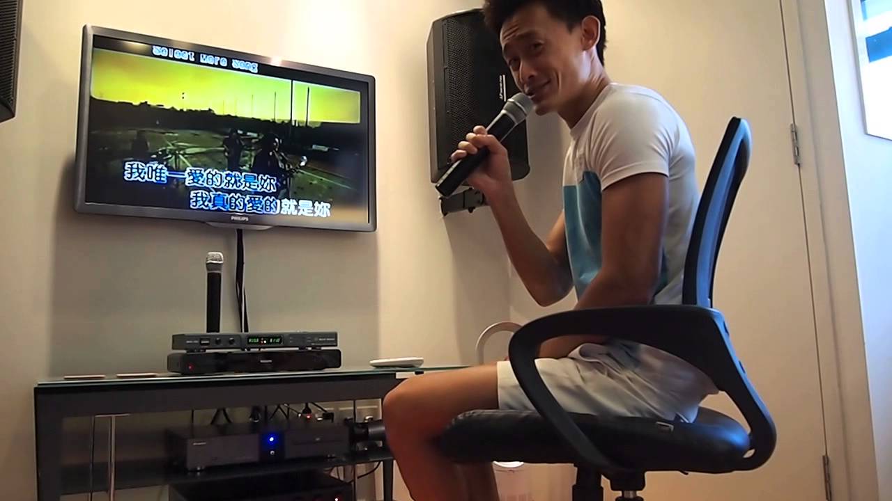 Caleb Wong 爱的就是你 - 王力宏 Ai De Jiu Shi Ni - Wang Lee Hom - YouTube