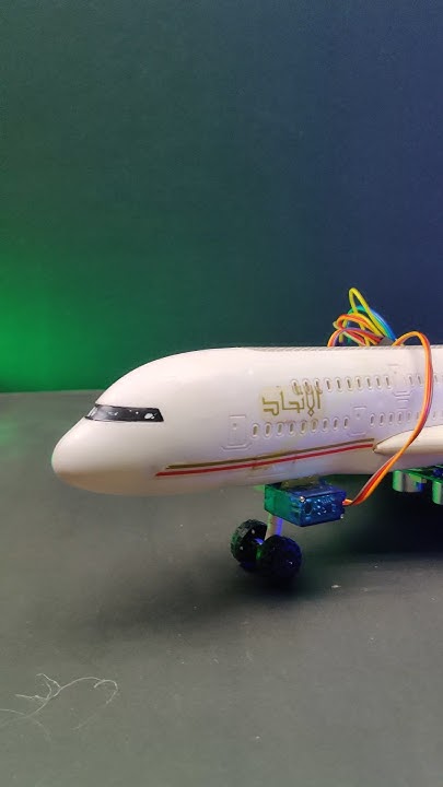 How to make Airplane Landing Gear work | Plane Front Landing System using Arduino #arduinouno ...