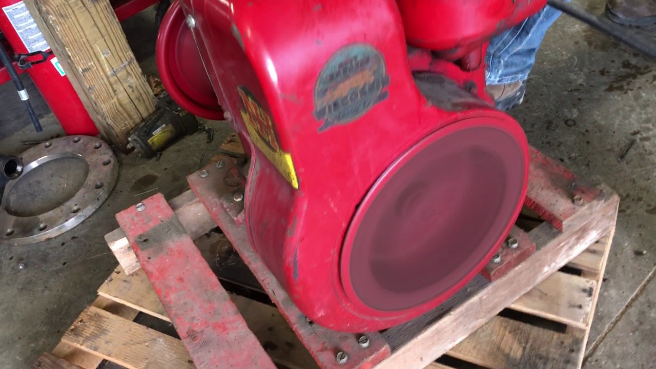 Wisconsin TFD 14 HP engine for sale - YouTube