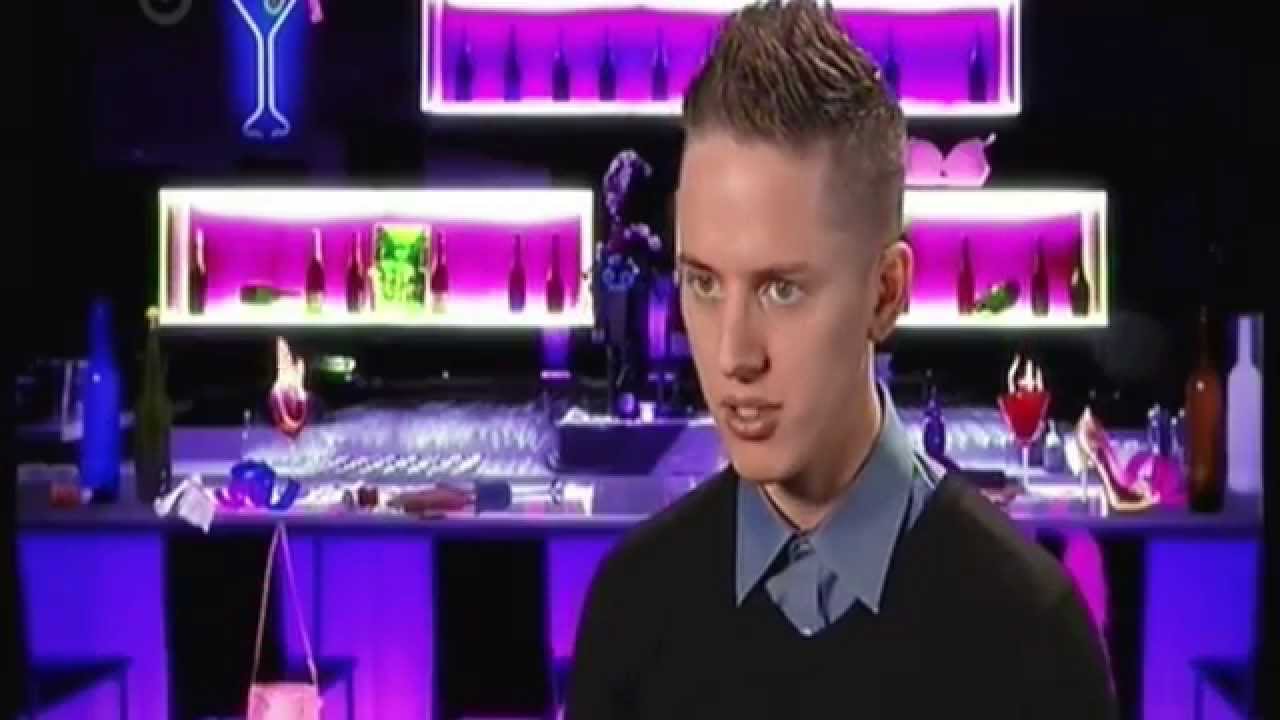 TV and showbiz journalist Ed Gleave showreel - YouTube