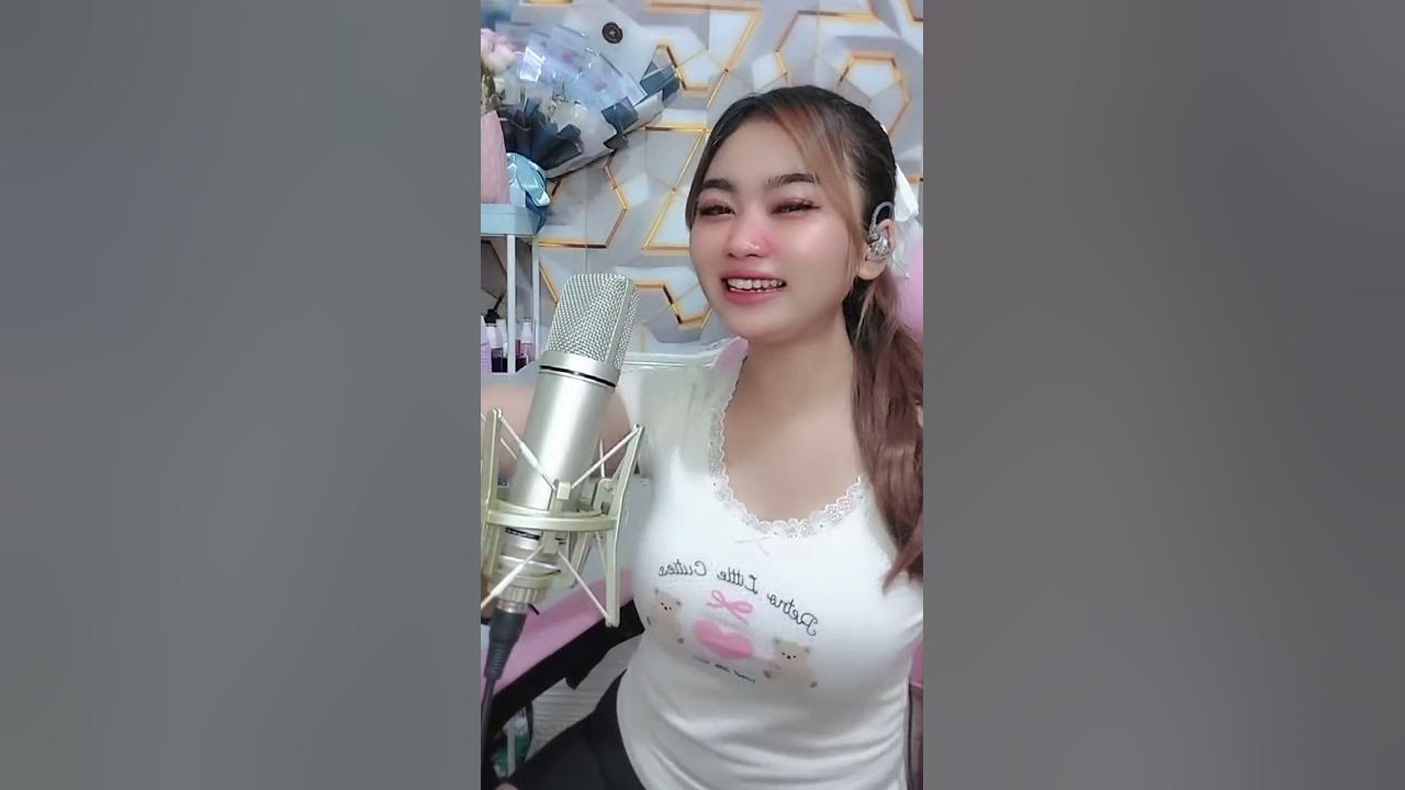 dangdut pengadilan cinta by nabila - YouTube