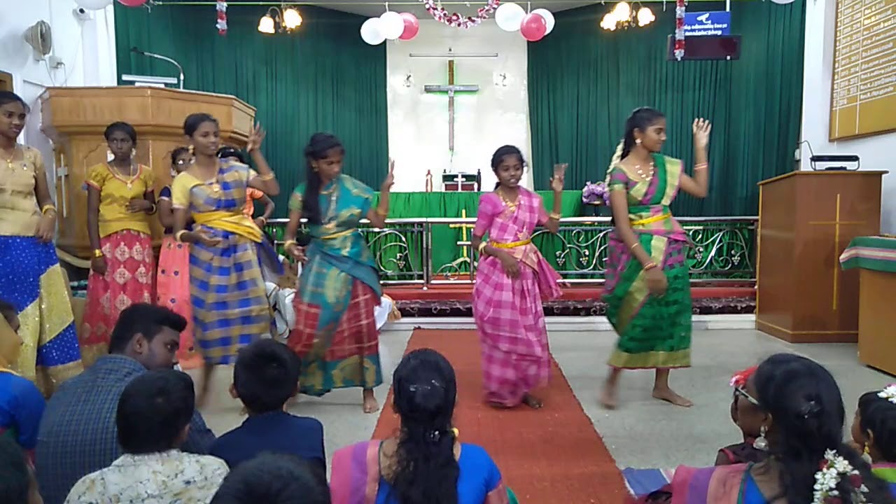 Tamil Christmas Dance Christian Song - YouTube