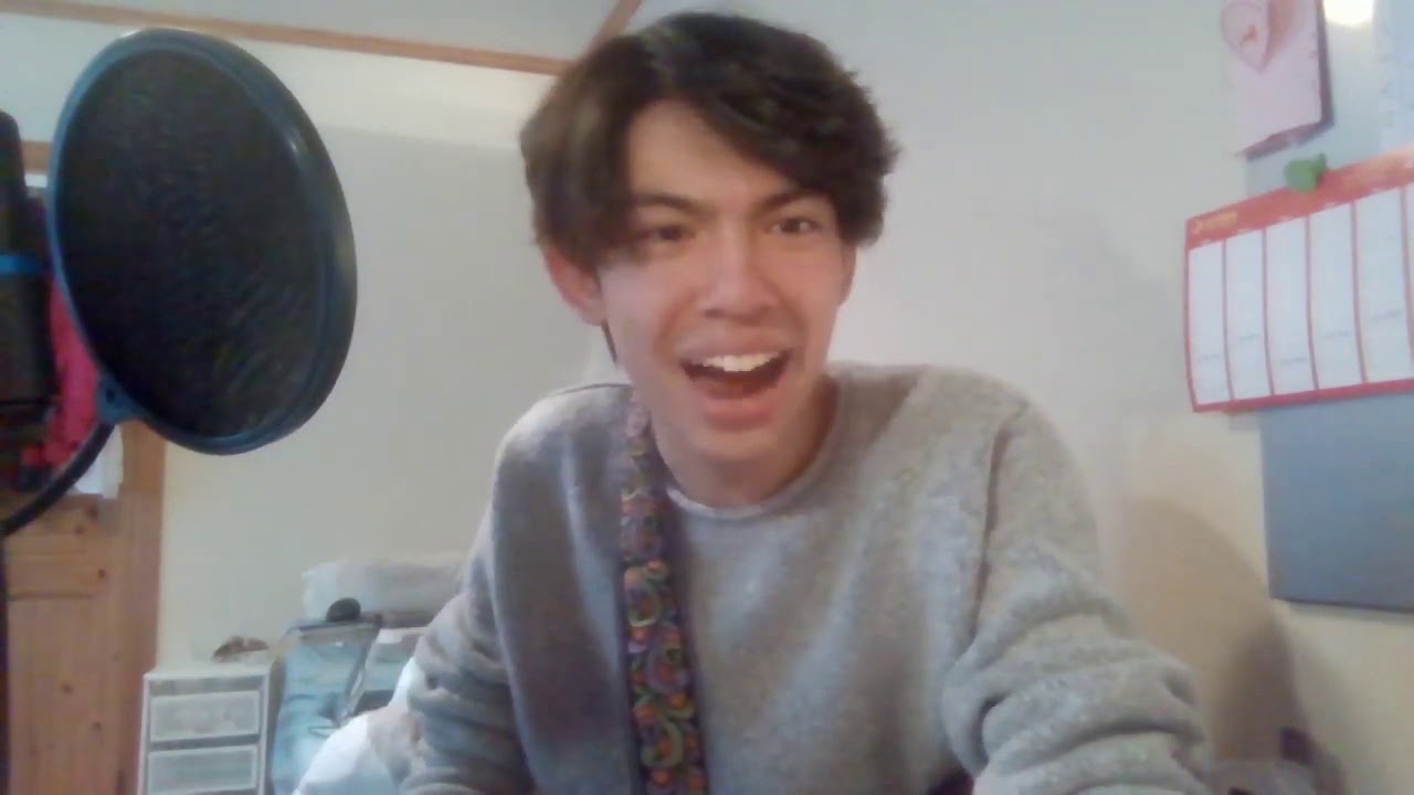 STREAM HIGHLIGHTS #1 | MARKIPLIER KICK CLUBS UKULELE KID! - YouTube