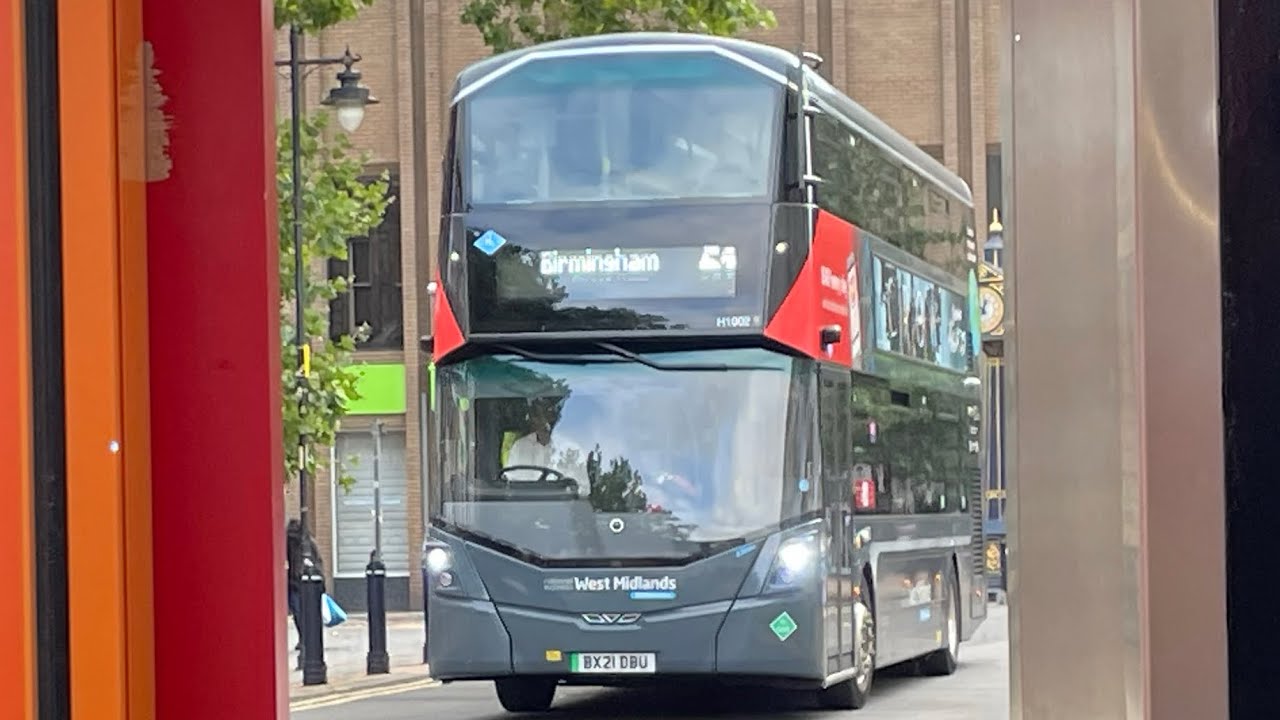 AMAZING BUS! NXWM H1002 BX21 DBU. WrightBus StreetDeck Hydroliner Zero ...