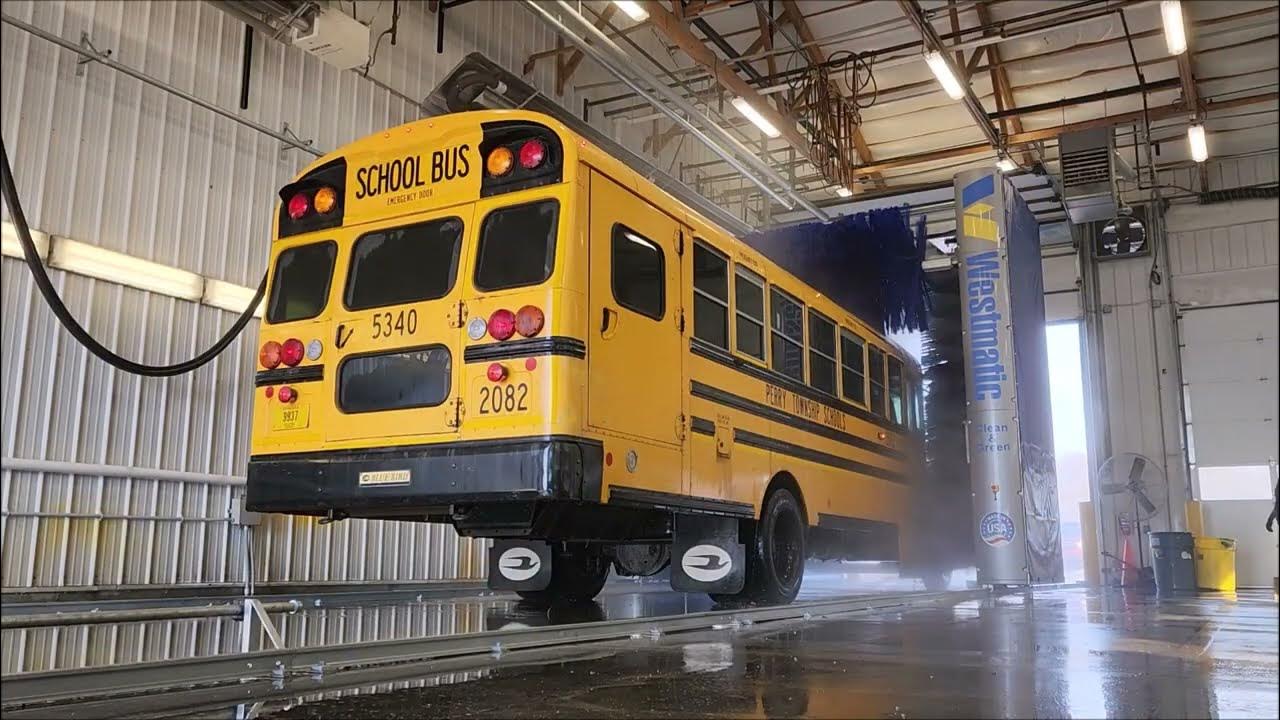 Westmatic 3 Brush Gantry School Bus Wash System - YouTube