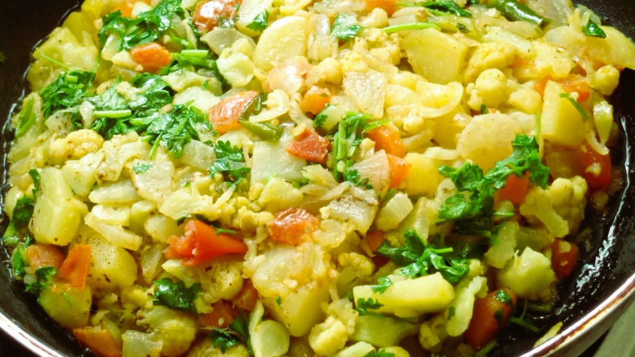 Restaurant Style Mix Vegetables || Easy Vegetables by Mukta's Recipe ...