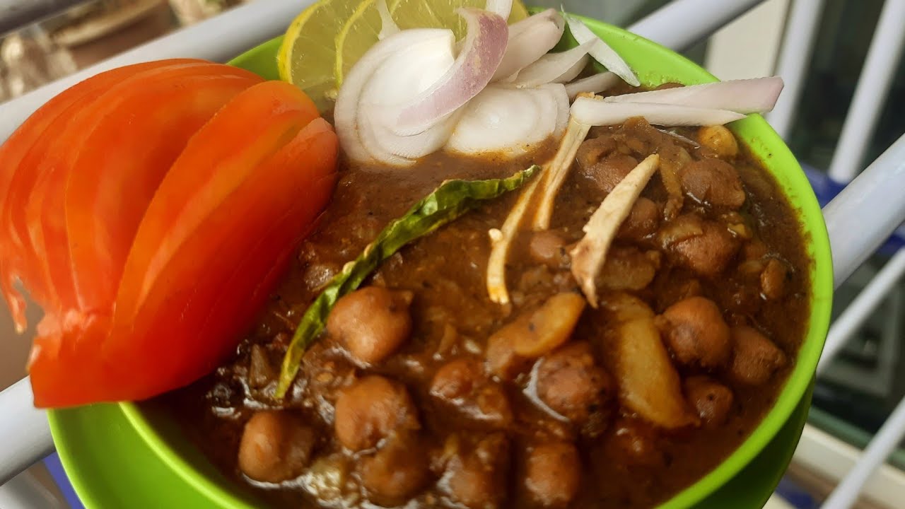Alu Chana Masala || Alu Wale Chole @fruitbombz - YouTube