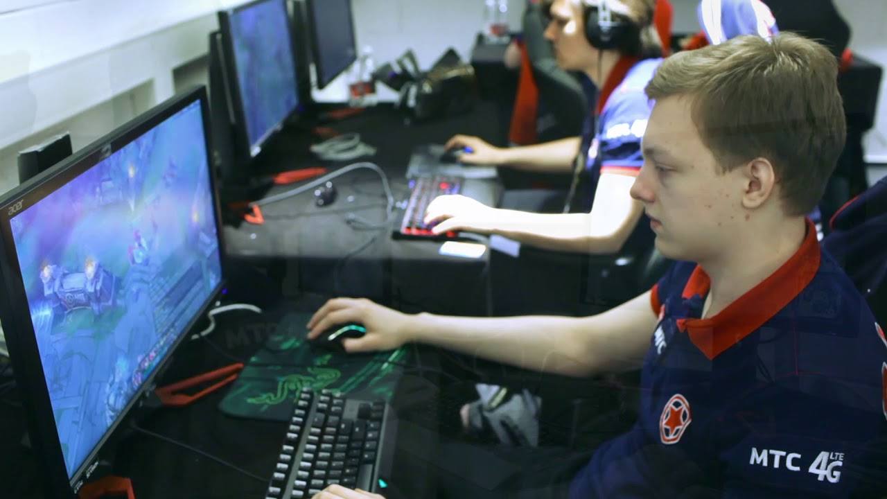 Gambit LoL warm-up for second round robin of MSI - YouTube