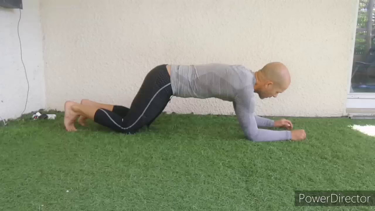 Gainage sur les coudes (Gain Elbows) - YouTube