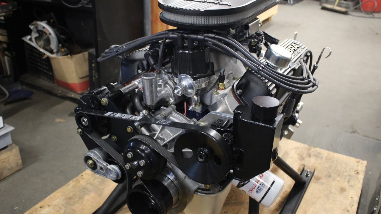 Even at 290 HP & Tunnel Port Heads, the Boss 302 Shocked Everyone ...