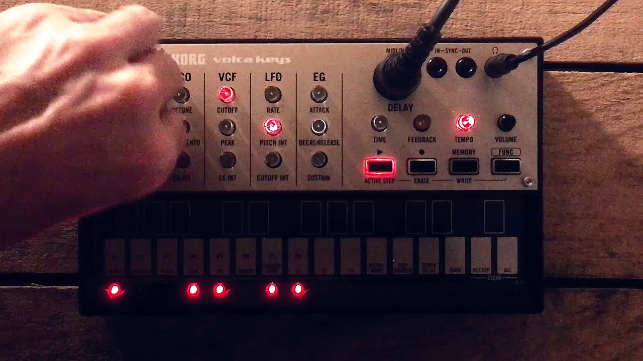 Korg Volca Keys _ Sequence 118 - YouTube