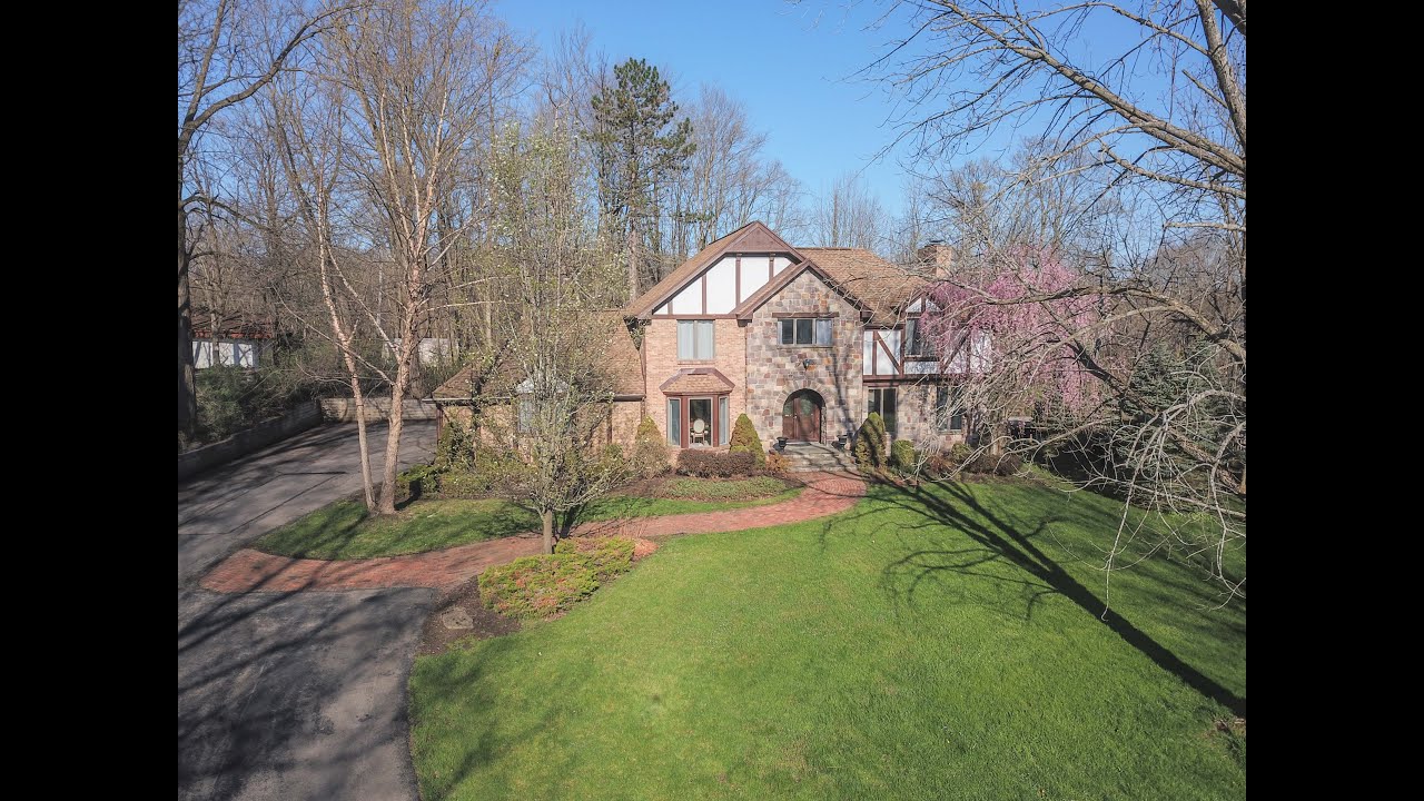 2941 Clover St, Pittsford, NY presented by Bayer Video Tours - YouTube