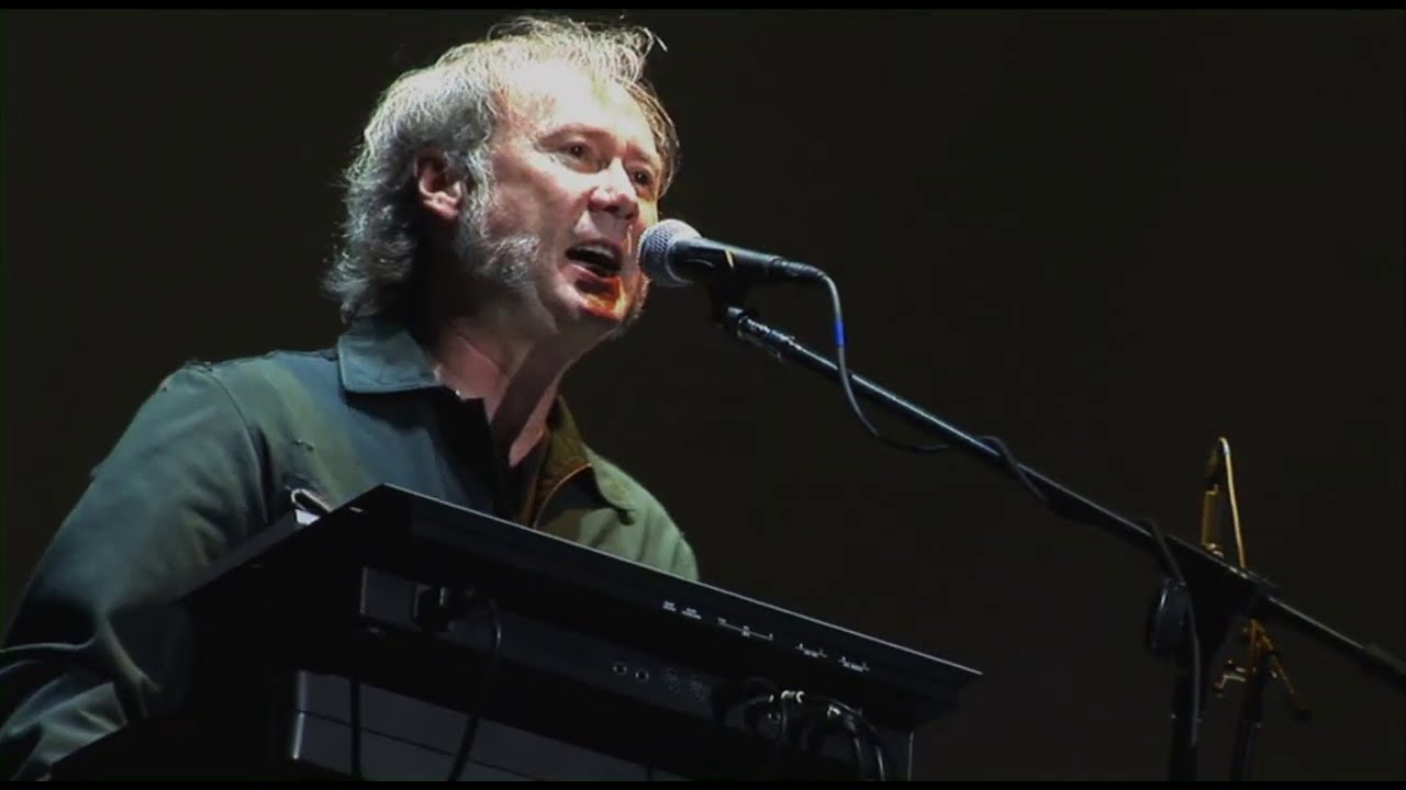 FM - Phasors On Stun / Aldebaran - Live at NEARfest 2006 - YouTube