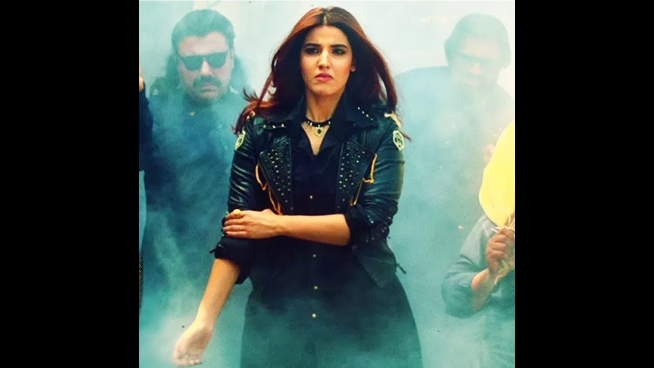The Pakistani film "Parchi" premiere's colorful celebration took place ...