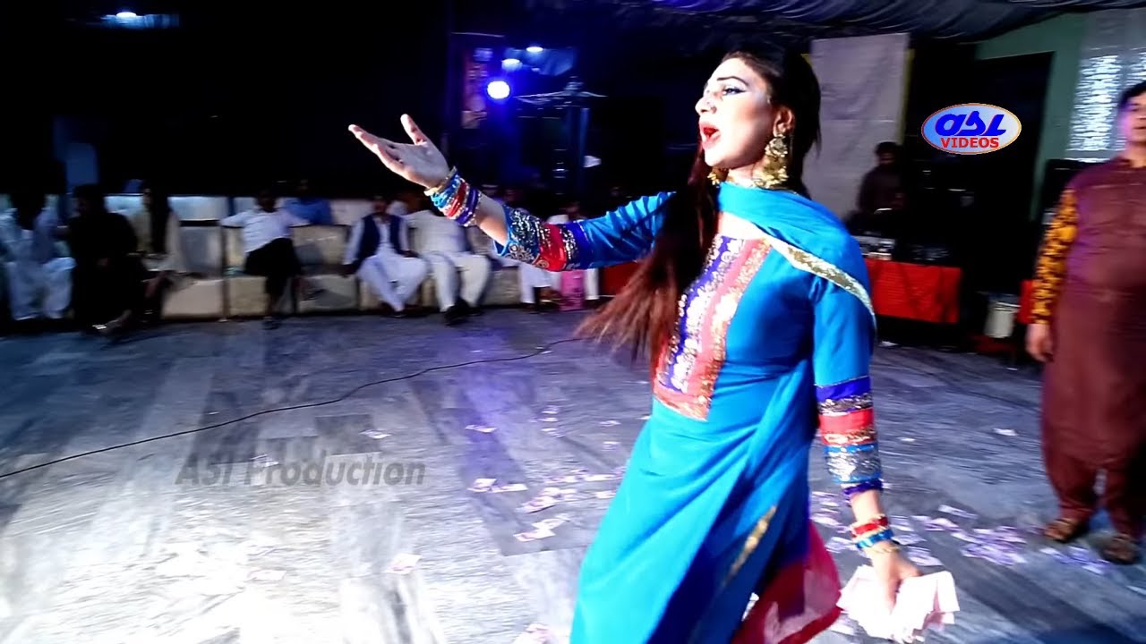 Alisha malik dhola azlan ton reshan teri Asi videos #asivideos # ...