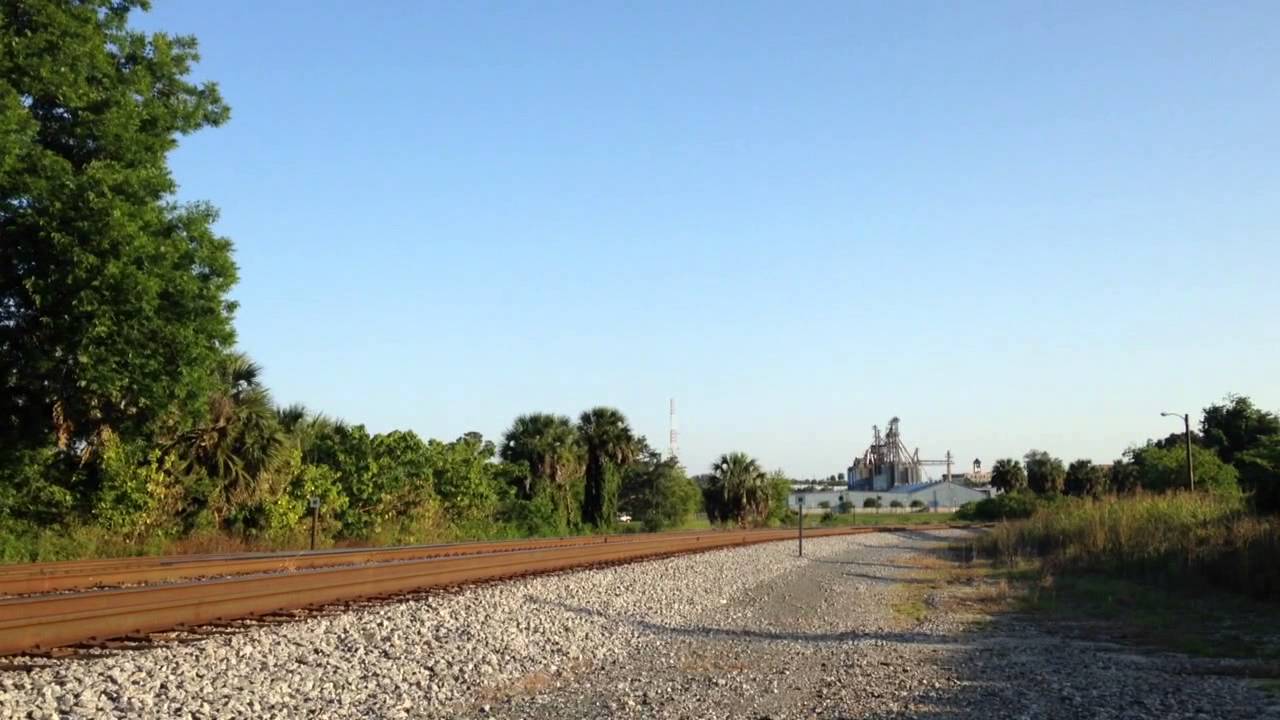 CSX K876 with UP SD70ACe 8600 in Ocala,Fl - YouTube