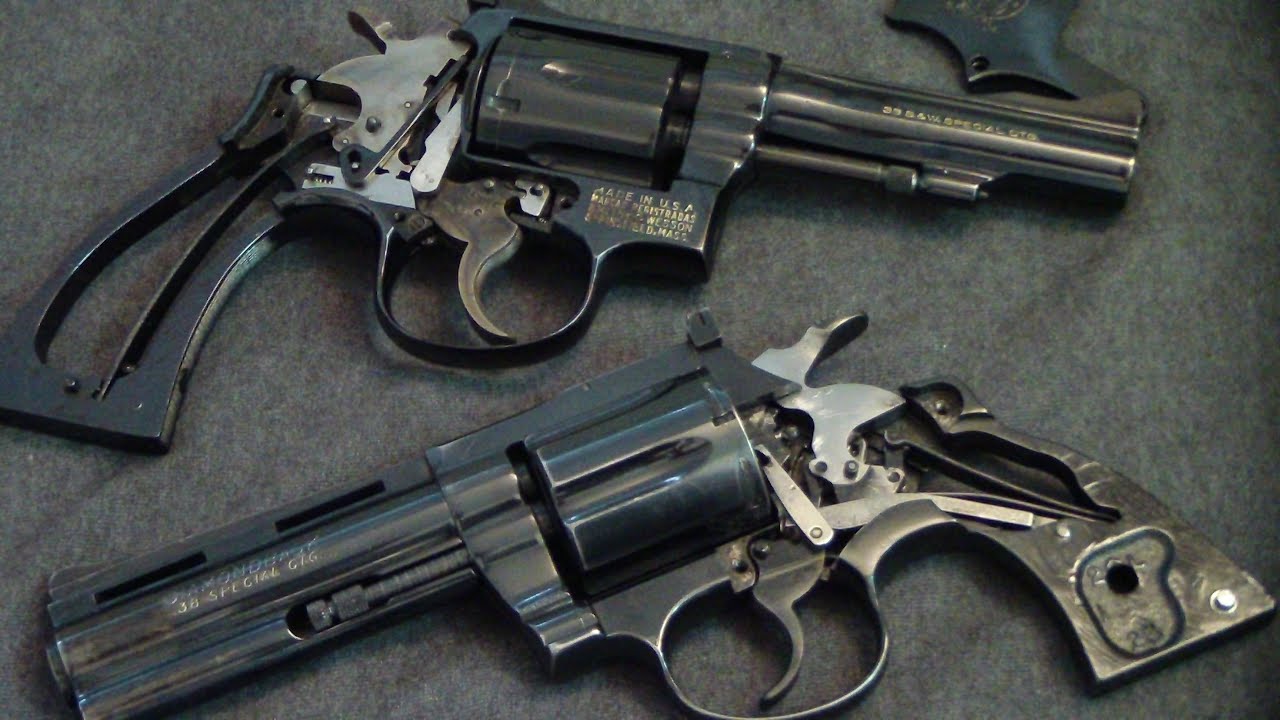 Colt revolvers VS Smith & Wesson revolvers BATJAC J.W - YouTube