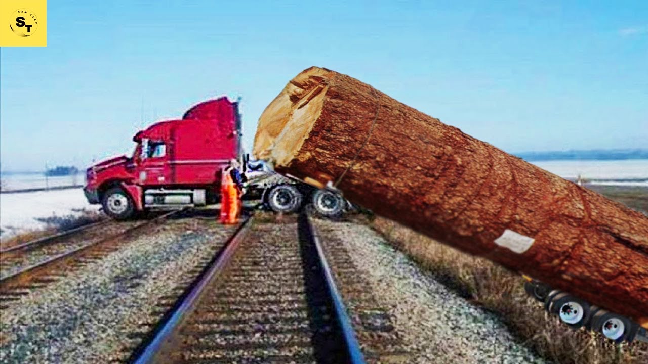 Dangerous Idiots Truck & Heavy Equipment Fails Compilation | Extreme Truck Idiots at Work #144 ...