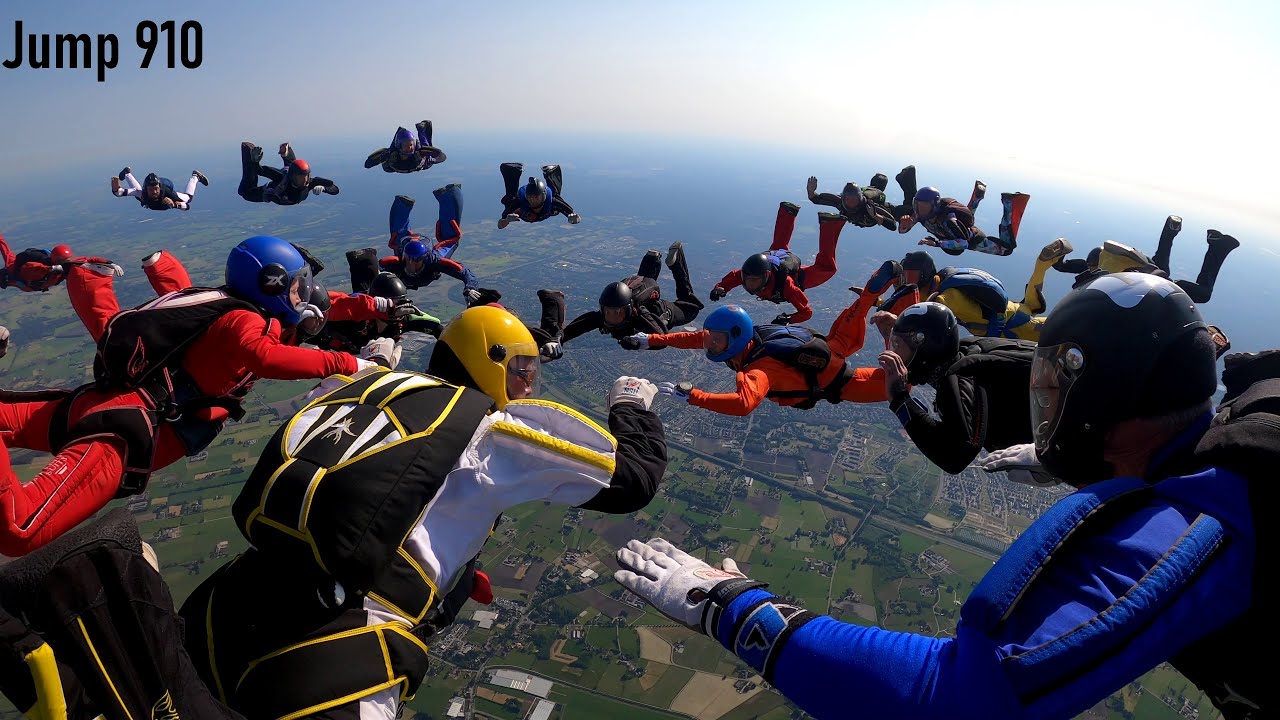 910 Shark boogie 2 plane formation Marco + Milko's group jump 2 - YouTube