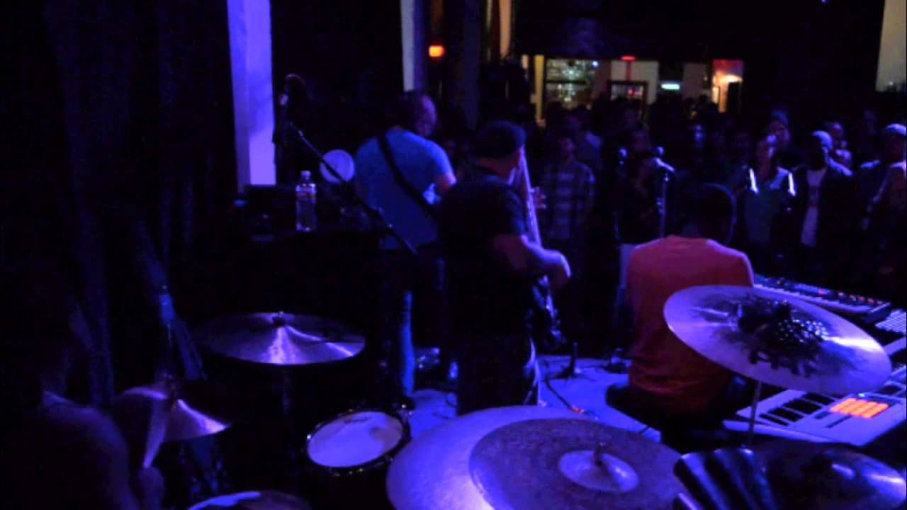 The Funky Knuckles play 'Mystery Song' in Austin, TX - YouTube