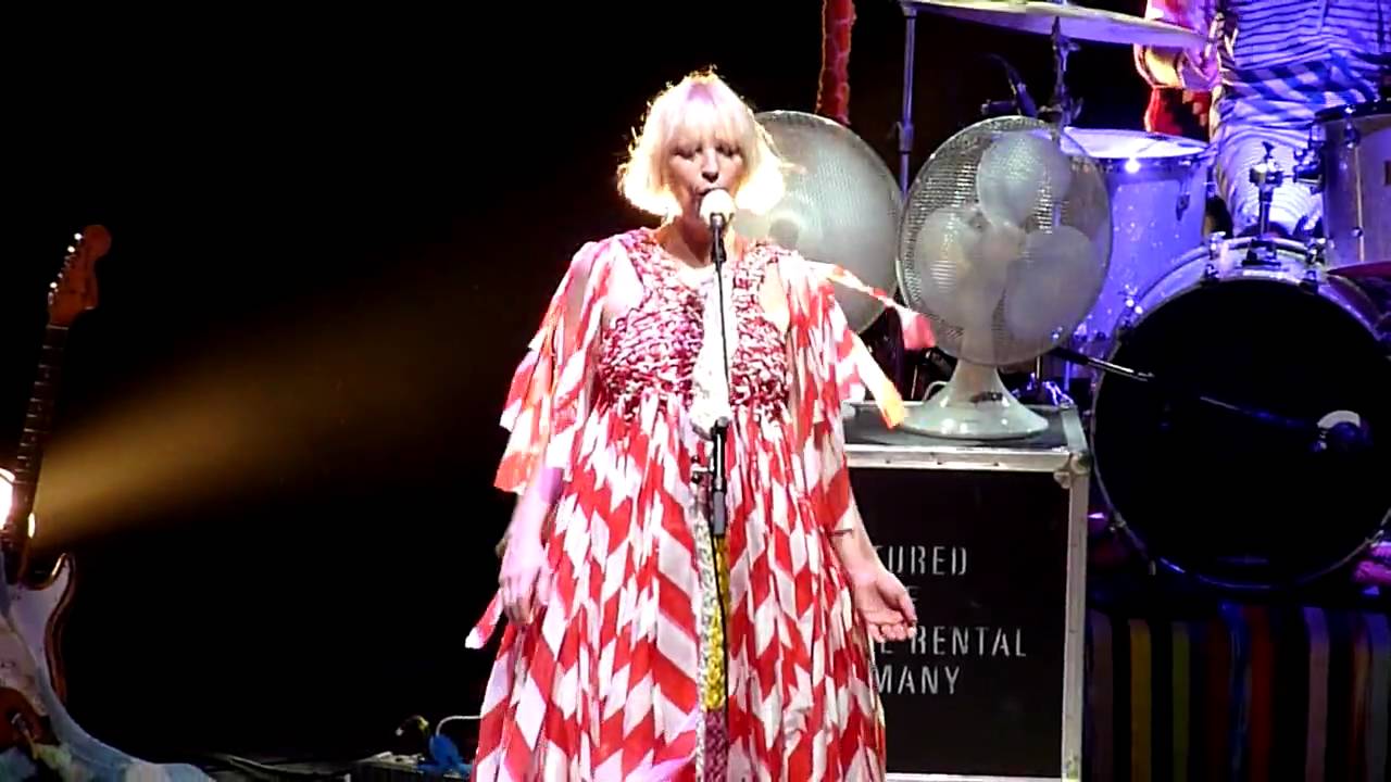 Soon We'll Be Found - Sia @ Olympia Paris - YouTube