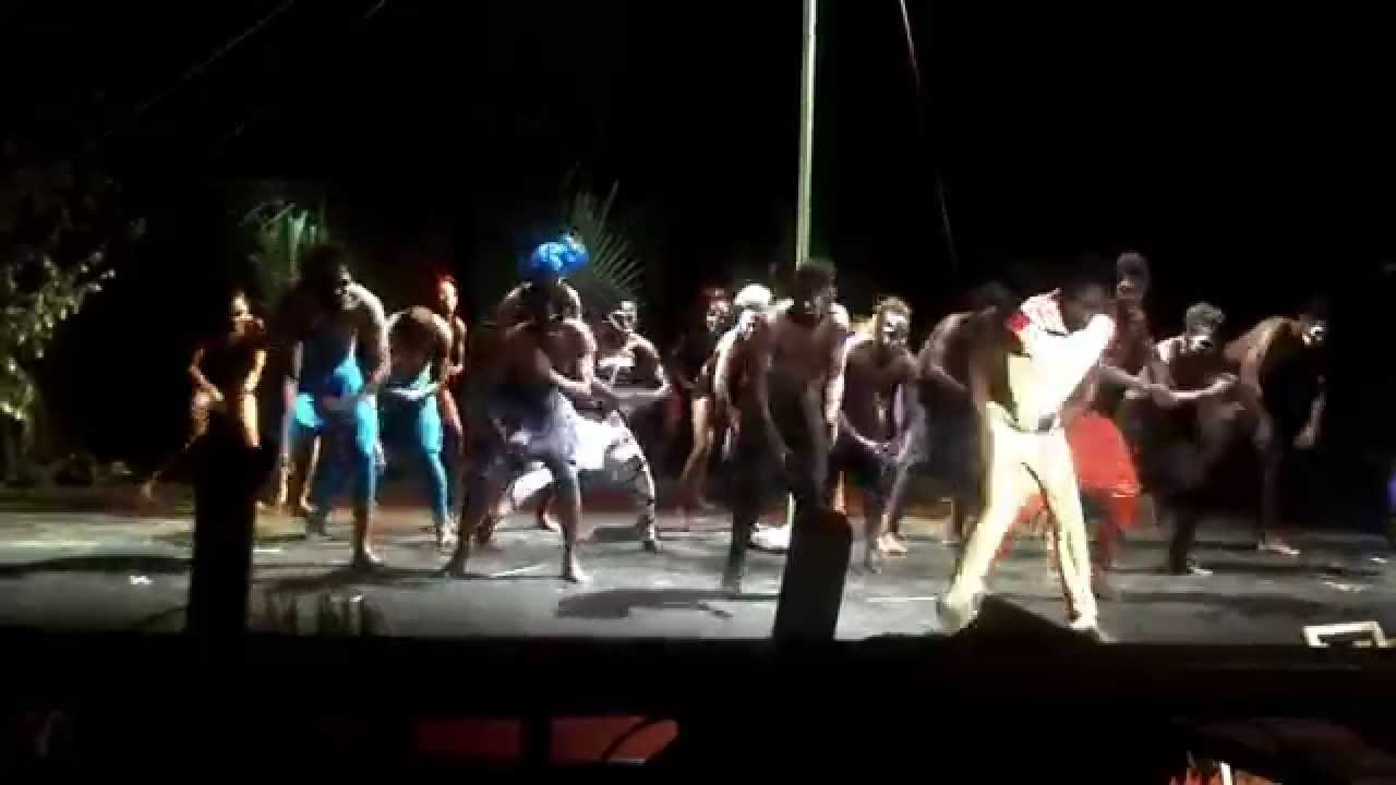 SARAKASI DANCERS - DANCE TO SKELEWU TUNE - YouTube
