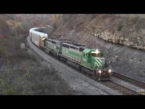 Furx Lease Locomotives Lead Autorack Train - YouTube