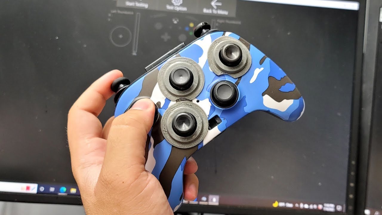 An Xbox controller... But it's all analog sticks. Why did I make this ...