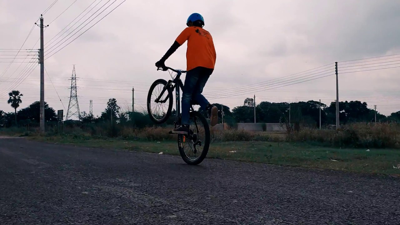 How To Do A Ninja Wheelie||TUTORIAL - YouTube