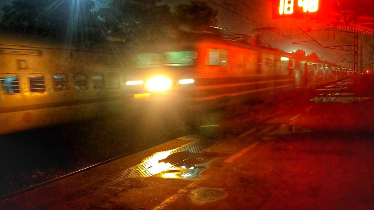 Night View Agnibina Express At Full Speed 130 Kmph Skipping Dankuni ...