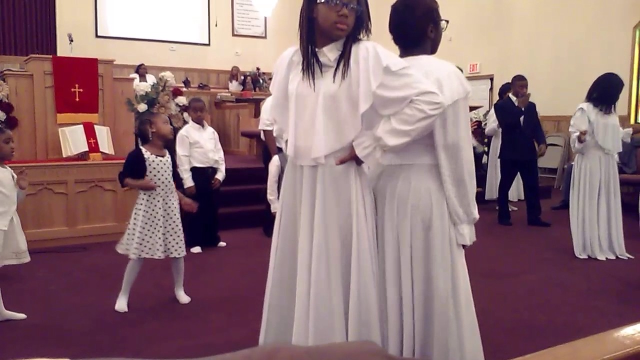 Third mount olive church mime team ft. Halei - YouTube