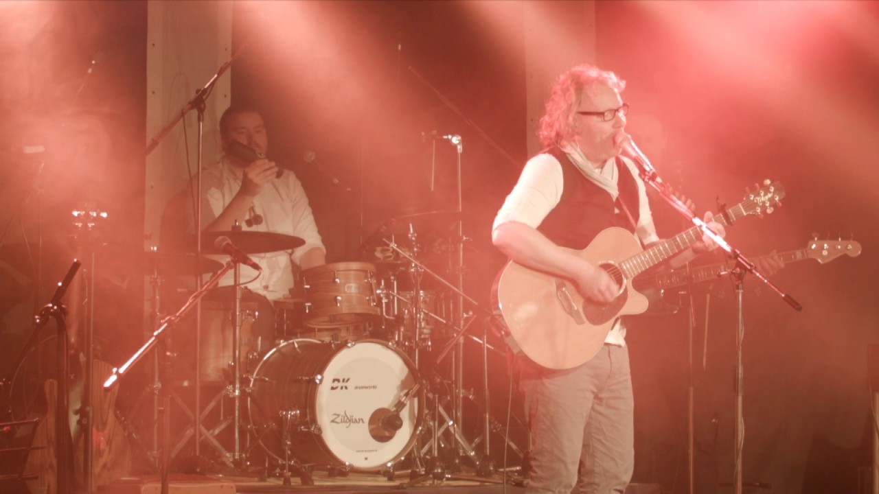 Hier Und Jetzt - Till Simon (LIVE) - YouTube
