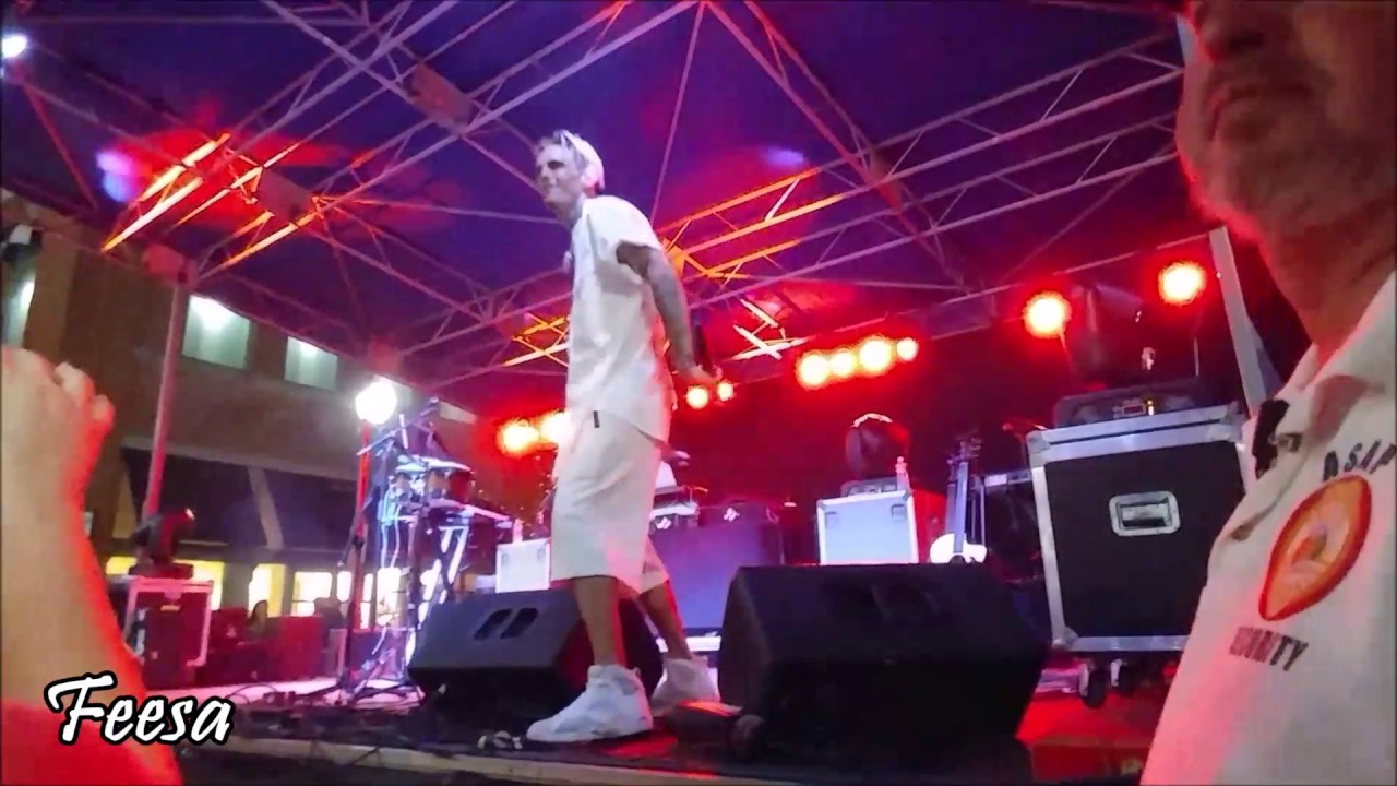 Aaron Carter Just Show Up Show - YouTube