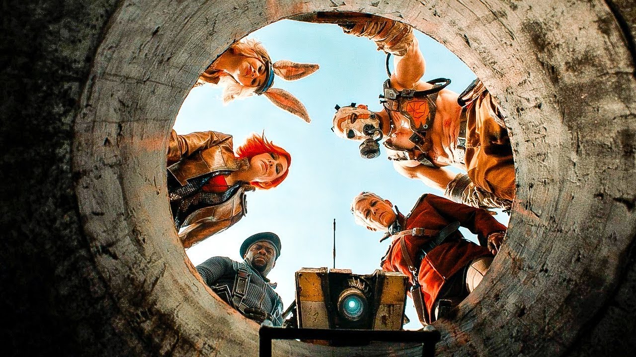 People flood the Deadly Planet where an ANCIENT ARTIFACT with Infinite ...