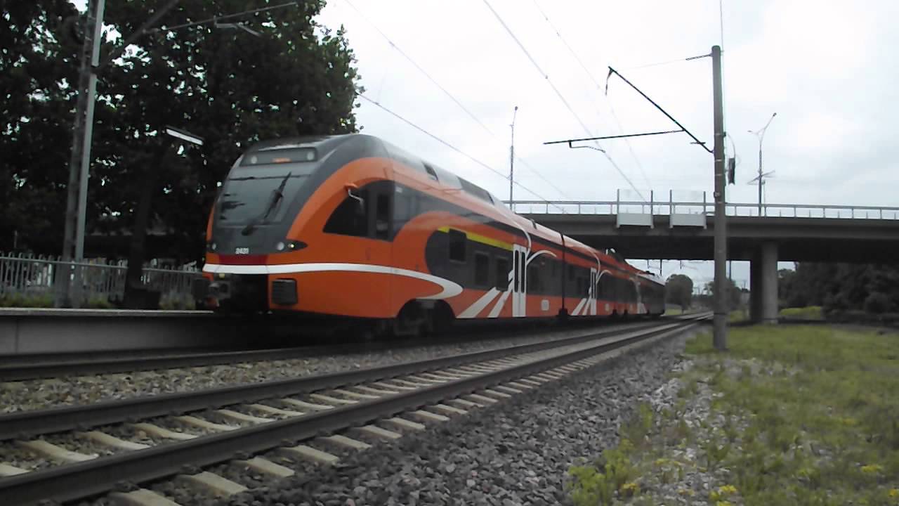 Stadler Flirt DMU 2431 at Kitseküla - YouTube