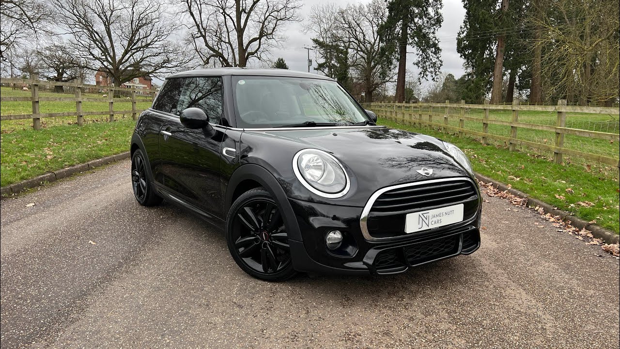 2017 Mini Hatch 1.5 Cooper 3dr Walk Around - YouTube