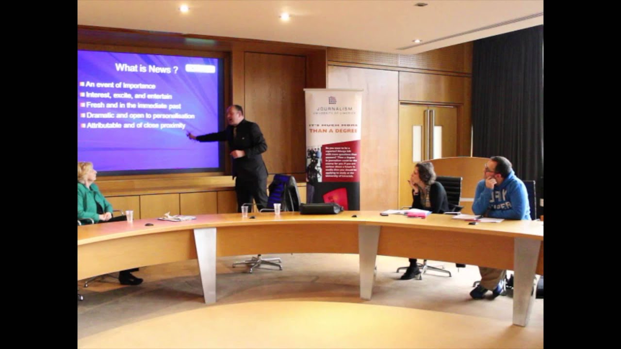 Gerry Curran speaks with Journalism Students at UL - YouTube