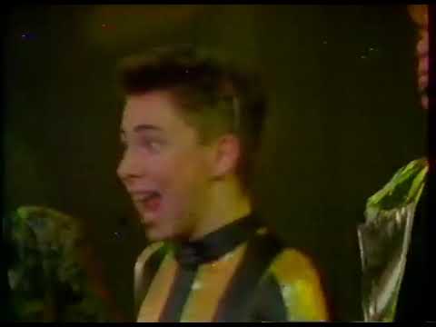 Video de Microchips Brian Amadeus en sus inicios - YouTube