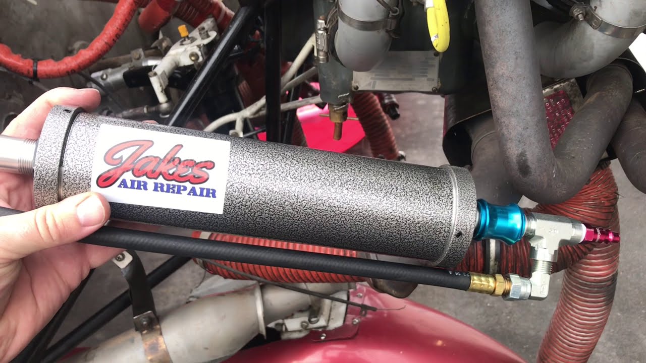 Using a Landing Gear Oleo Strut Pump on Aircraft - YouTube