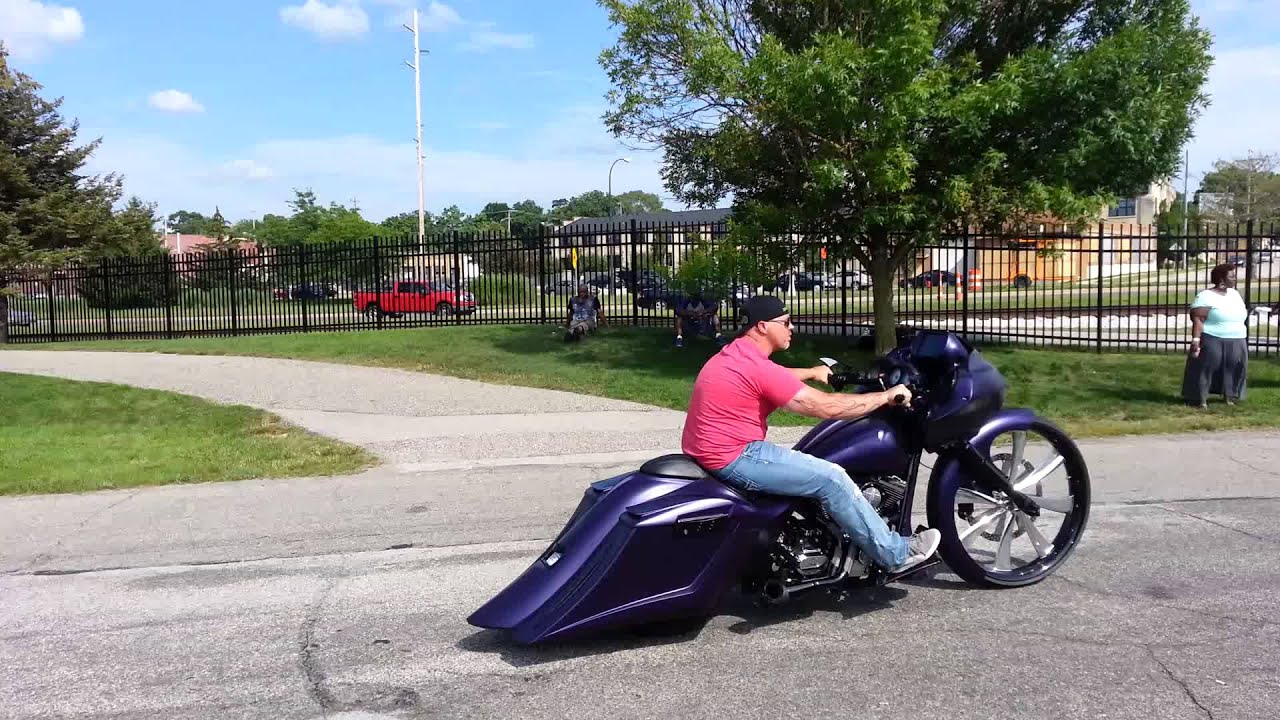Custom 30" & 26" Baggers - YouTube