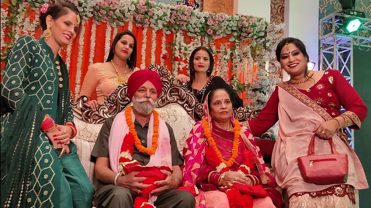 Mom And Dad Aniversary Vlog Part -1 | Mr Mrs Devgan | Dev Mindo Vlogs ...