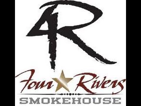 REVIEW 4 Rivers Smokehouse Restaurant - YouTube