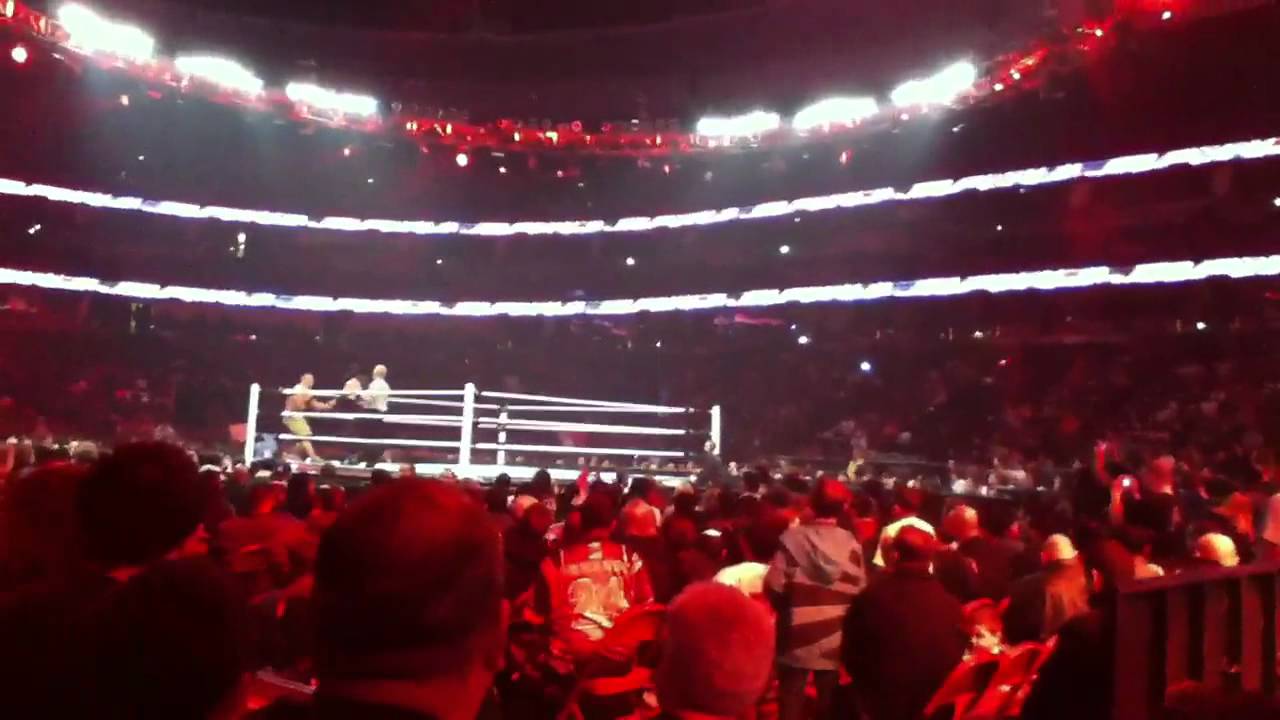 WWE Raw 1/16/12 Dark Match - YouTube