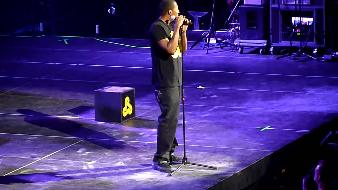 Lecrae Performs Live at Rock & Worship Roadshow, Seattle, 2011 - YouTube